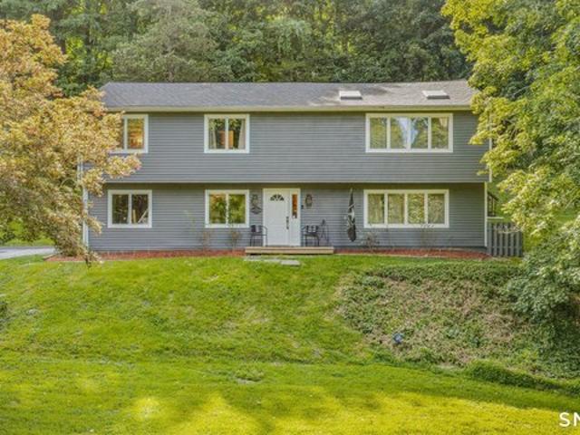 48 Putnam Park Rd, Bethel, CT 06801