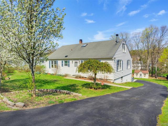 48 Quaker Hill Rd, Monroe, NY 10950 | MLS #988078 | Compass