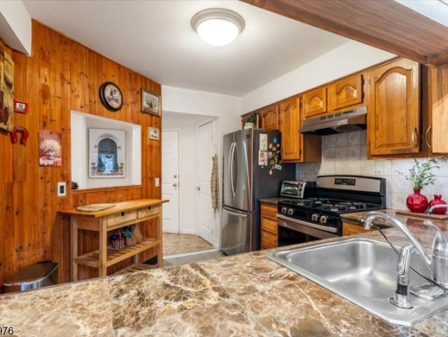 48 Quartz Ln