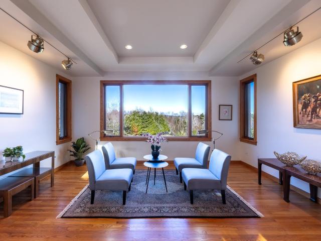 48 Rennie Road