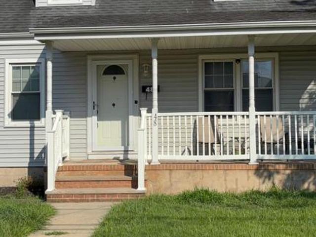 48 Redwood Avenue