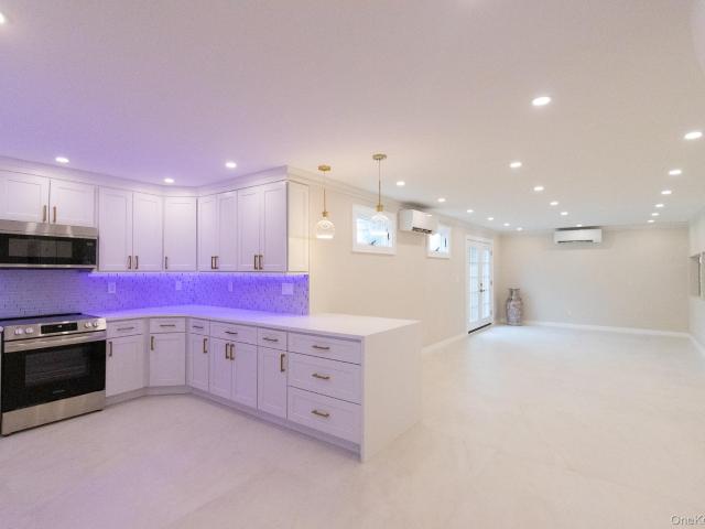 48 Ripple Lane