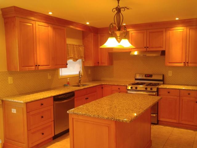 48 Rodhos St, Toms River, NJ 08757 | MLS #22610
