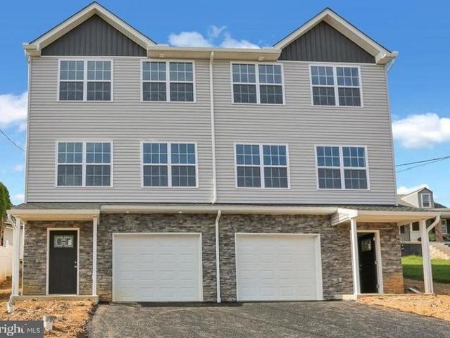 48 Rosalies Way, Temple, PA 19560
