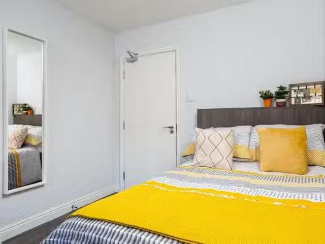 48 Royal Park Road 5 Bed Flat