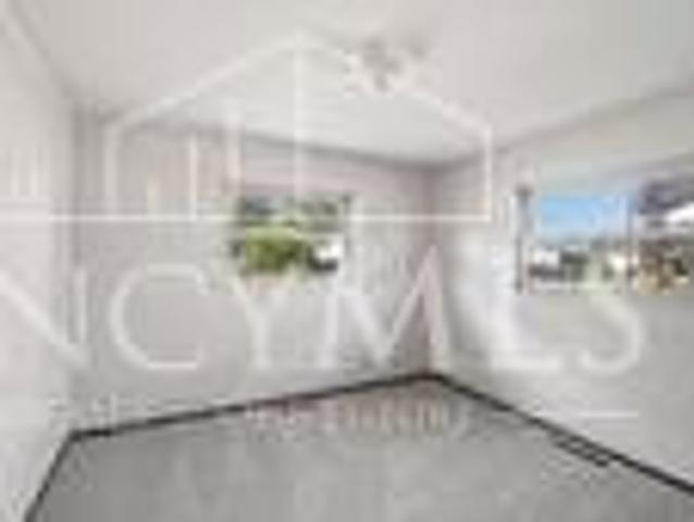 48 S Circle Drive