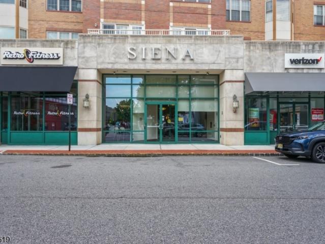 48 S Park St # 502
