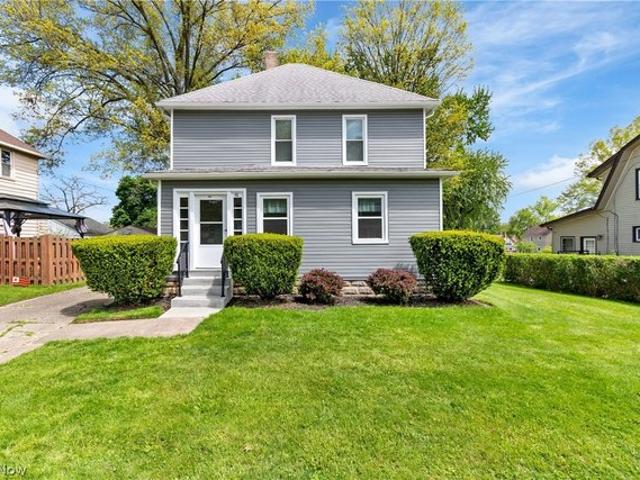 48 S Third St, Rittman, OH 44270