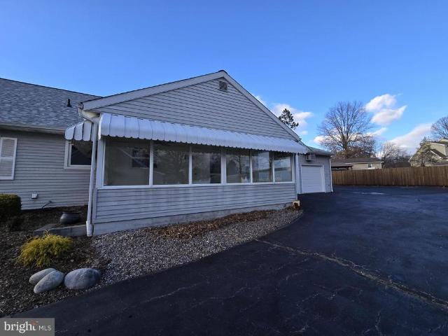 48 Scenic Drive