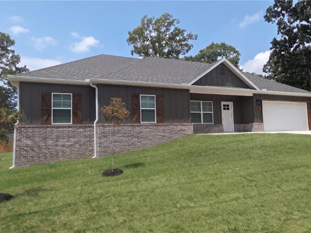 48 shetland Drive