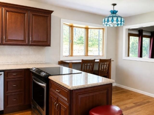 48 Silver Grove Rd