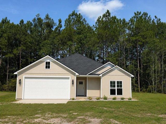 48 Sloans Village Way SE, Moultrie, GA 31768