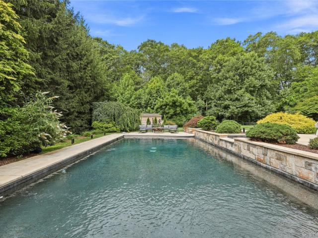 48 Stonewall Circle