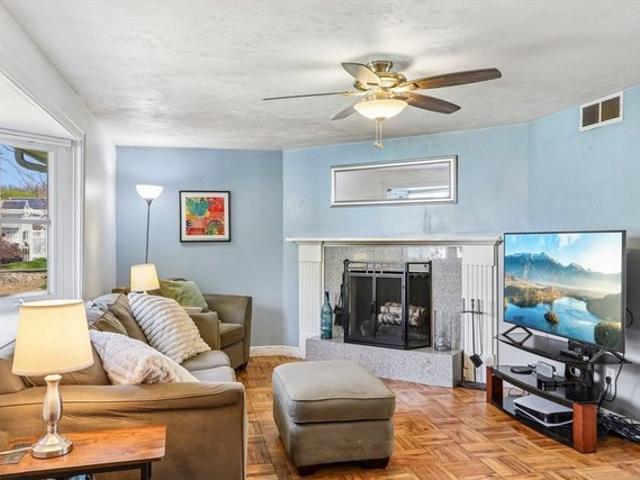 48 State St, Marlborough, MA 01752
