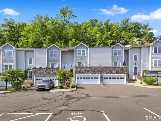 48 Stetson Pl Unit 48, Danbury, CT 06811