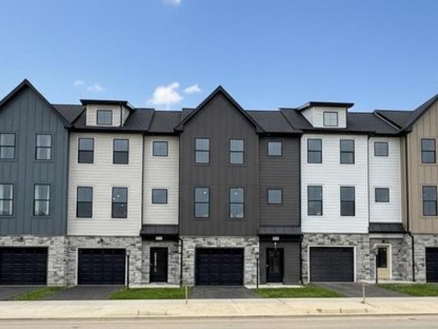 48B Miranda Xing, Charlottesville, VA 22901