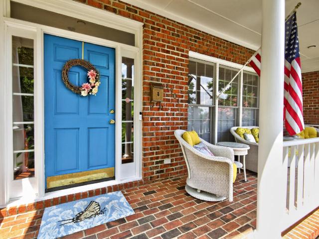 4904 Montvale Drive