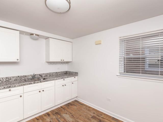 4904 N Harlem Avenue # 1W