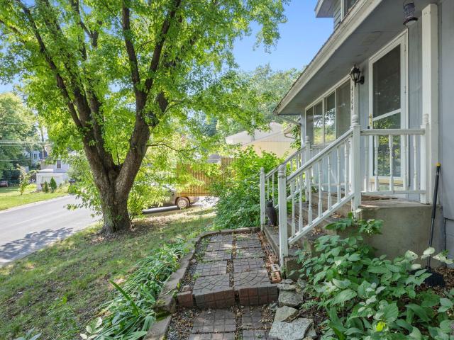 4904 Hanover Road