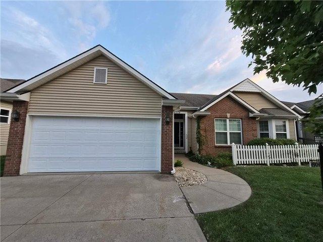 4904 Kelsey Ct, Saint Joseph, MO 64506