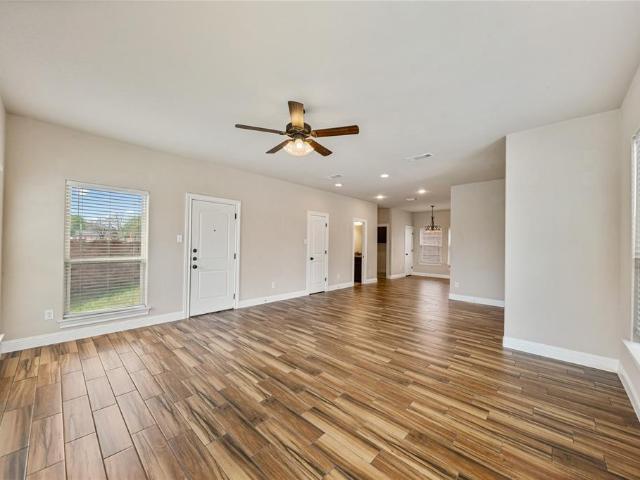 4904 Ridglea Hills Court
