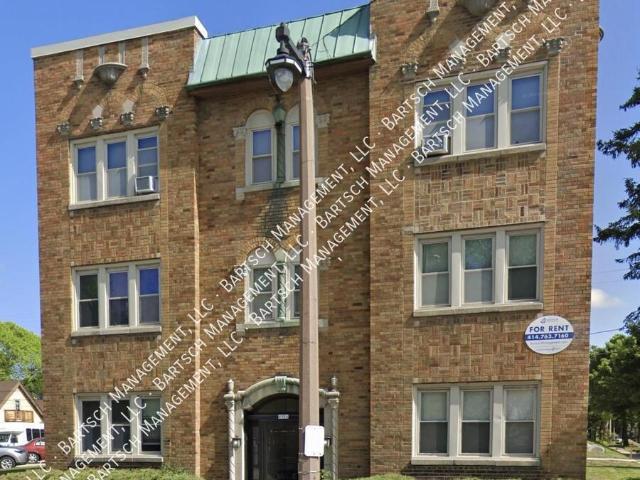 4904 W. Vliet St 1 bed, 1 full bath