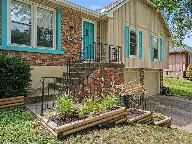 4905 NW 67th Street