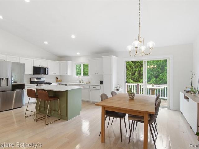 4905 Carrington Drive