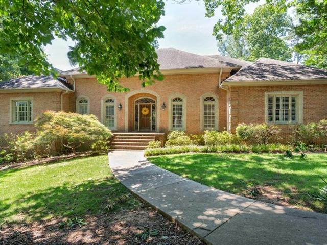 4905 Cold Harbor Dr, Mountain Brook, AL 35223