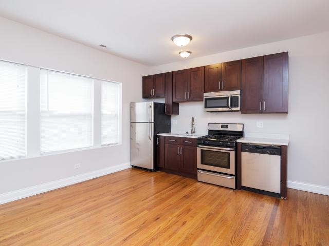 4905 W Cuyler Ave, Unit 1, Chicago, IL 60641 | MLS #12561 | Compass