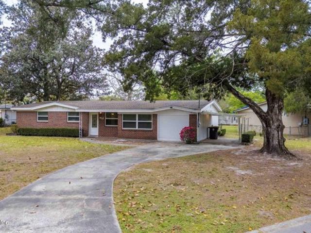 4906 Chivalry Dr, Jacksonville, FL 32208