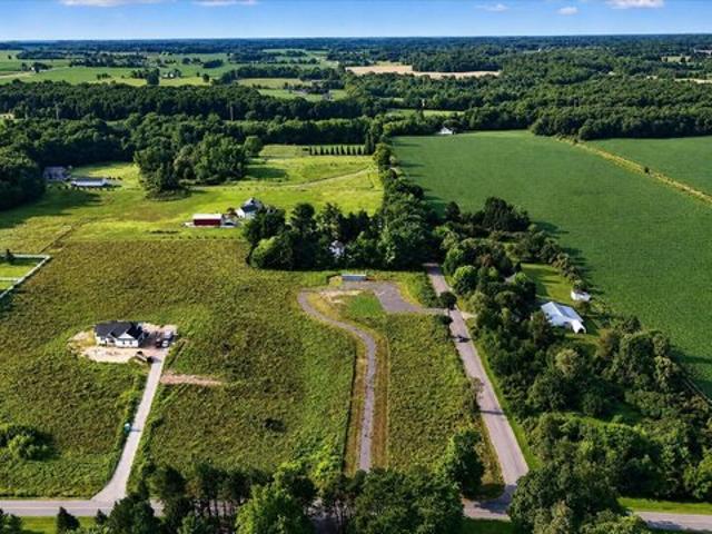 4906 Dietz Rd, Williamston, MI 48895
