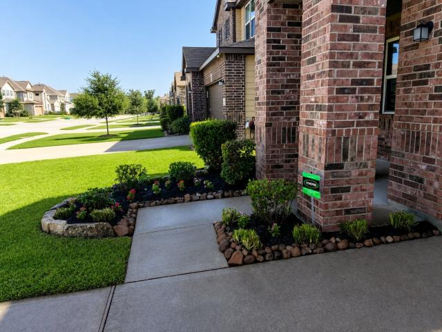 4906 Hickory Deer Lane