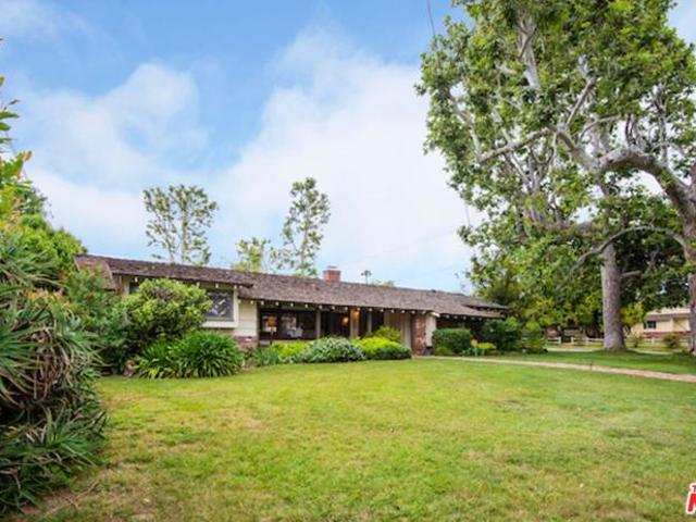 4906 Kelvin Ave, Woodland Hills, CA 91364