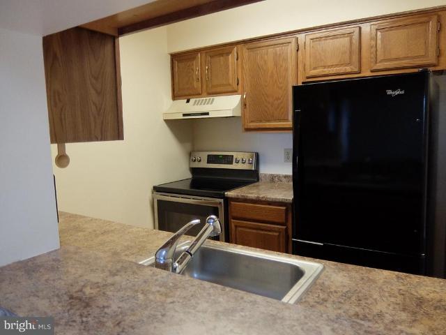 4906 Ravens Crest Drive
