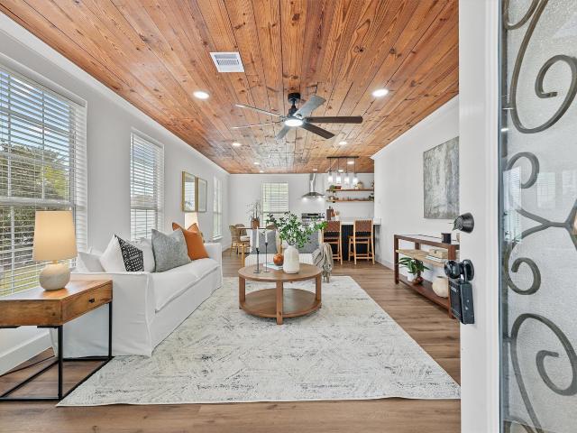 4907 Alamo Drive