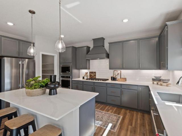 4907 Blake Way