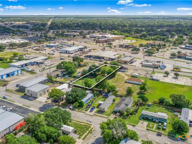 4907 Country Club Dr Drive