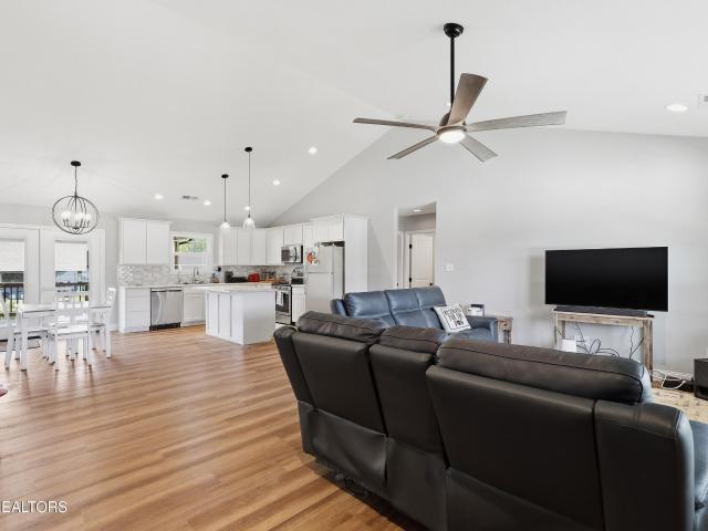 4907 Dimora Lane