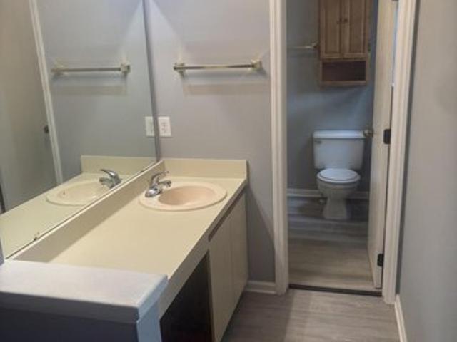 4907 Hollenden Dr Apt 207, Raleigh, NC 27616