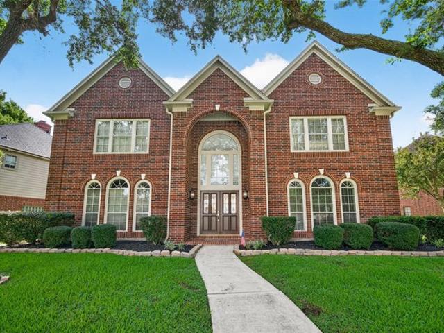 4907 Keneshaw St, Sugar Land, TX 77479