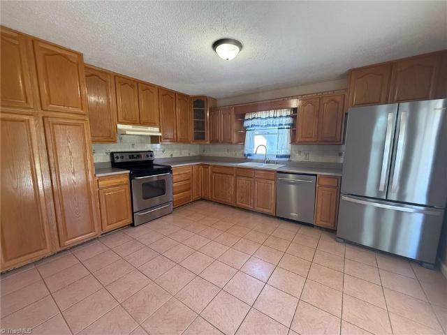 4908 Robert Andrew Road