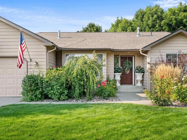 4908 W Barnes Rd, Spokane, WA 99208