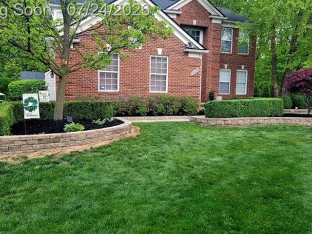 49090 Fifth Avenue Ct, Canton, MI 48188