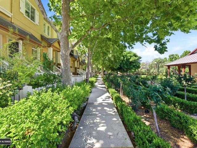 49096 Woodgrove Cmn, Fremont, CA 94539