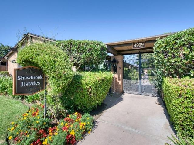 4909 N 7th St Apt R, Fresno, CA 93726