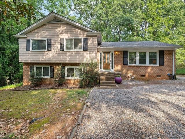 4909 N Hills Dr, Raleigh, NC 27612