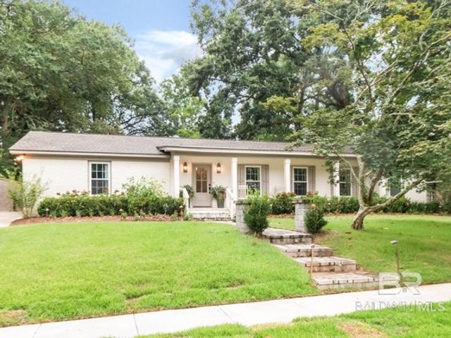 4909 Carmel Dr N, Mobile, AL 36608