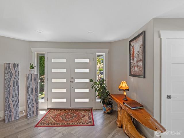 4909 Chinook Drive