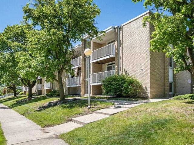 4909 Crooks Rd Apt E5, Royal Oak, MI 48073